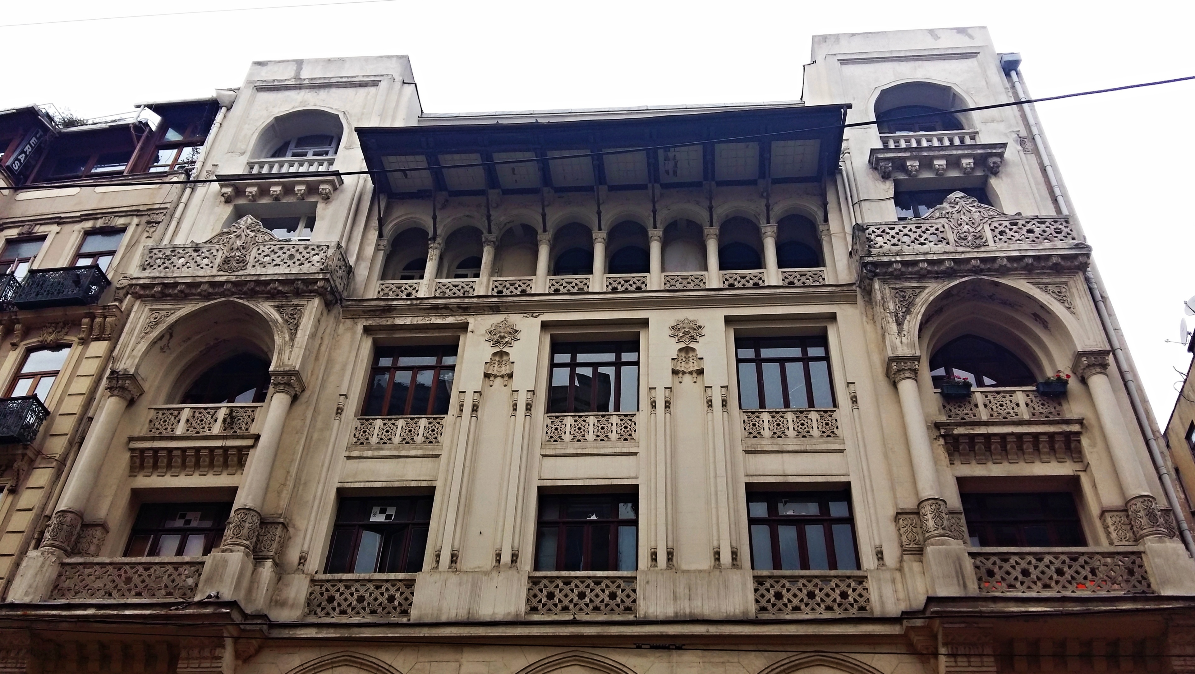 El Hamra Pasajı, Istanbul – grande flânerie